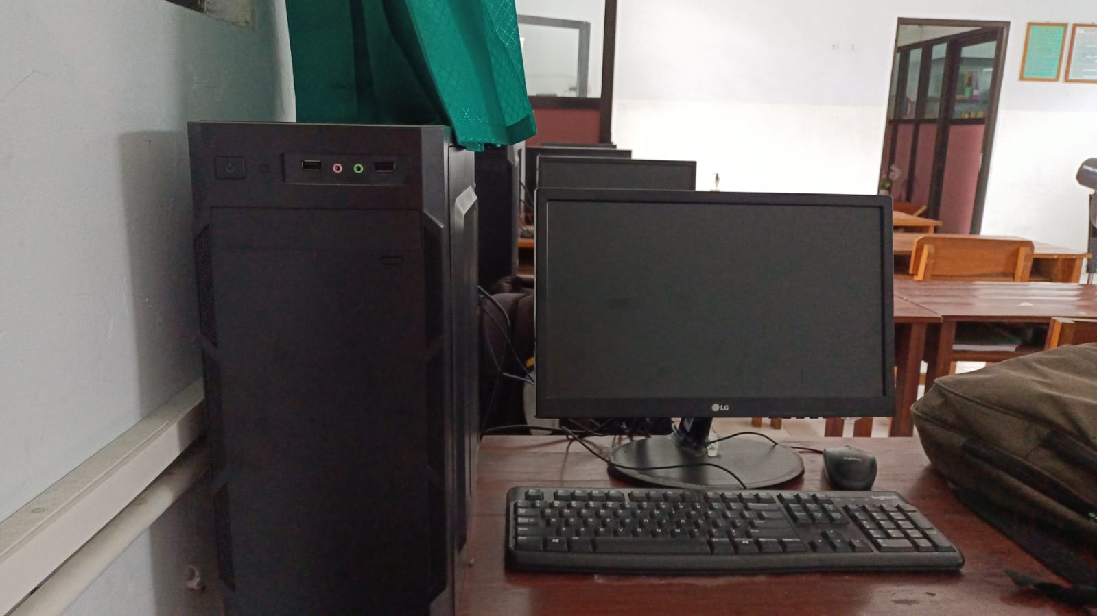 Komputer Client Rakitan | SIPLah