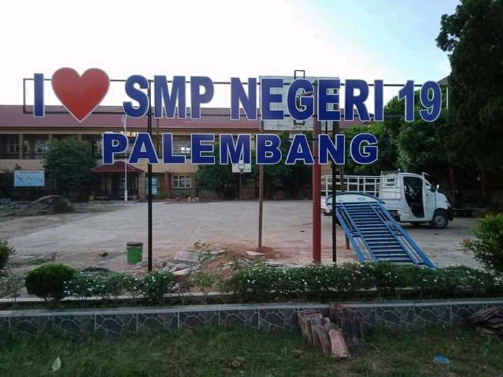 SIPLah Telkom - Belanja Keperluan Sekolah Online Makin Mudah