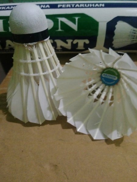 SHUTTLECOCK / BOLA BADMINTON | SIPLah