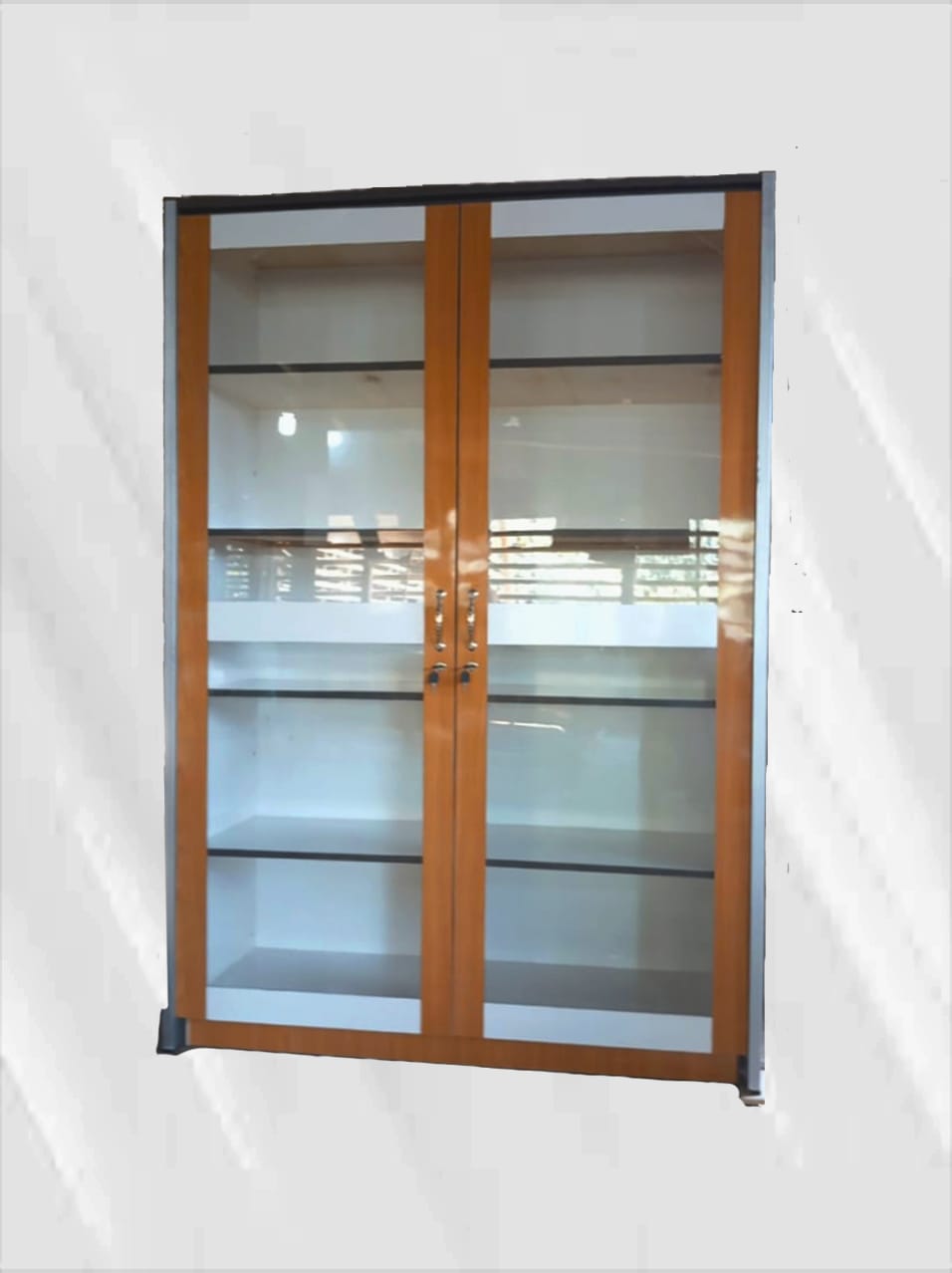 lemari kaca | SIPLah