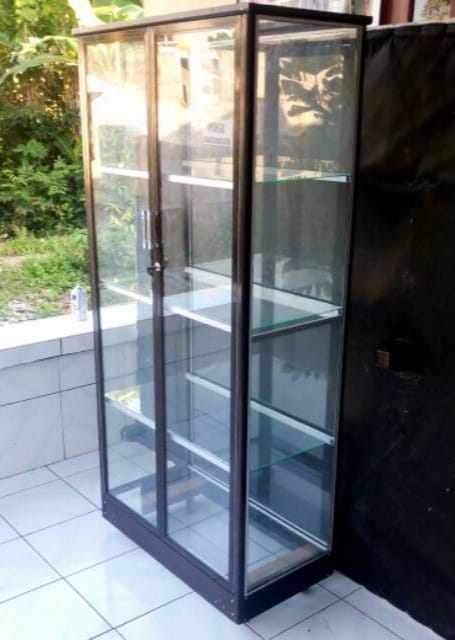 Lemari Kaca | SIPLah