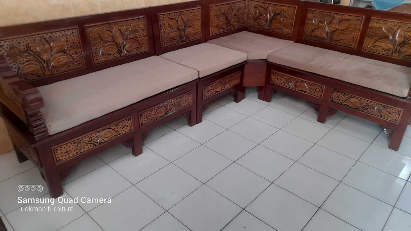 Kursi sudut kayu + busa | SIPLah