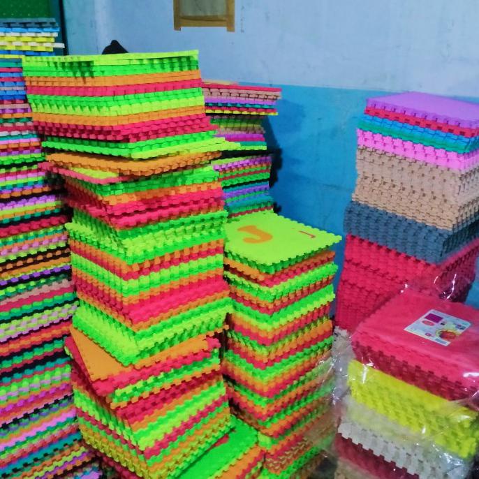 KARPET PUZZLE ABJAD A B C Uk. 30 X 30 ISI 13 Pcs | SIPLah