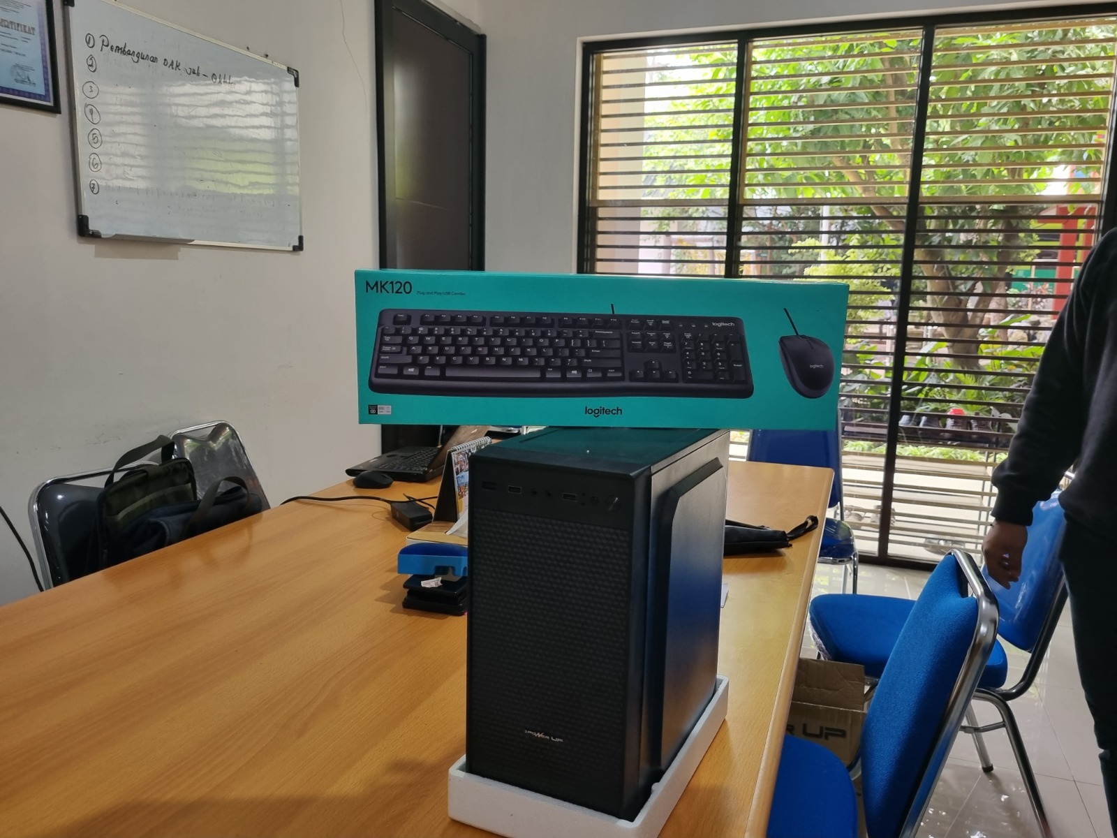 SIPLah Telkom - Belanja Keperluan Sekolah Online Makin Mudah