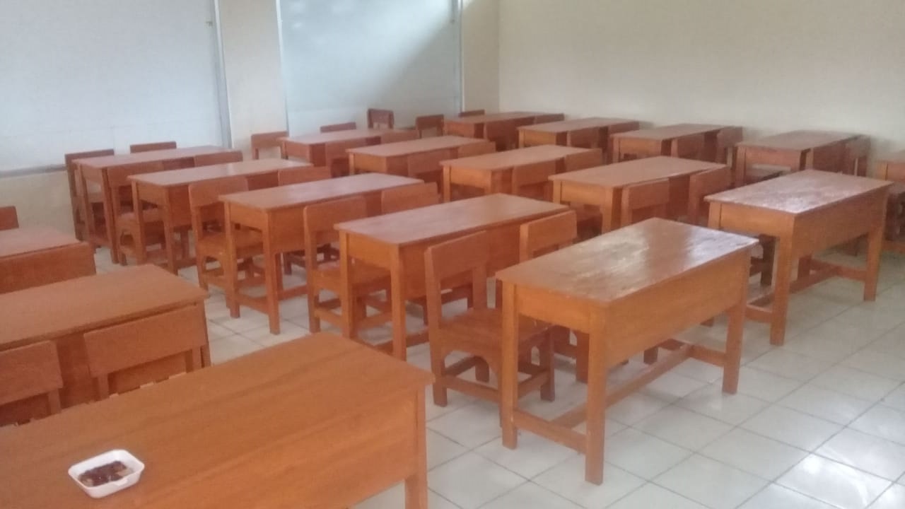 1 Paket Meja 20 & Kursi Siswa 40 Buah + Meja, Kursi Guru 1 Buah ...