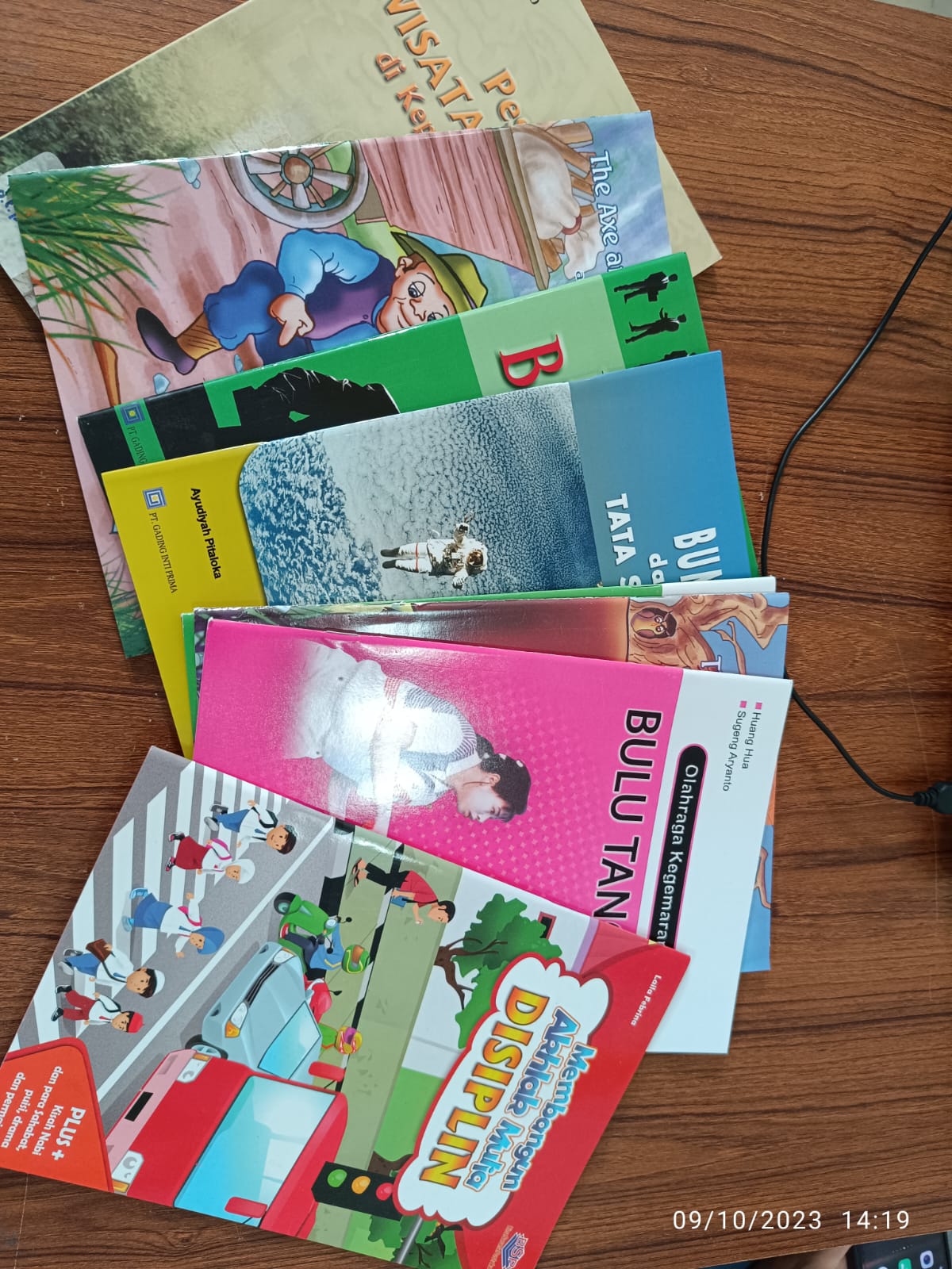 SIPLah Telkom - Belanja Keperluan Sekolah Online Makin Mudah