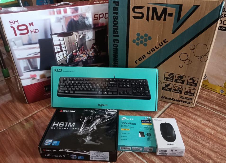 1 SET PC RAKITAN (Monitor SPC 19"/CPU Simbadda/Motherboard Biosstar ...