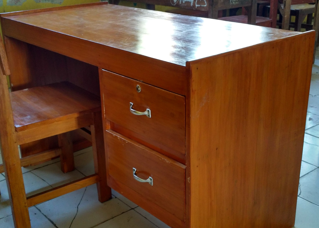Meja Kantor/Guru | SIPLah