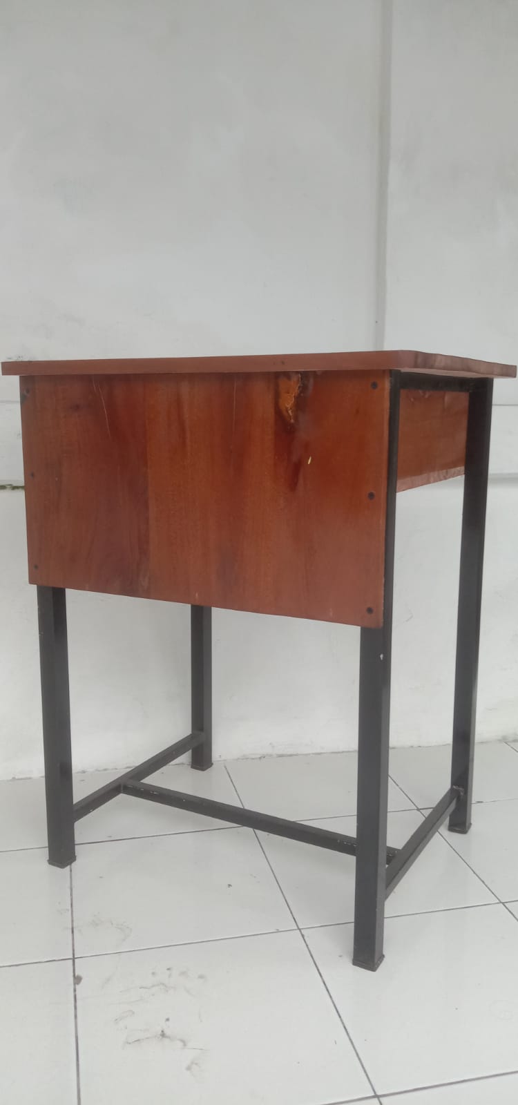 Meja Siswa Rangka Besi | SIPLah