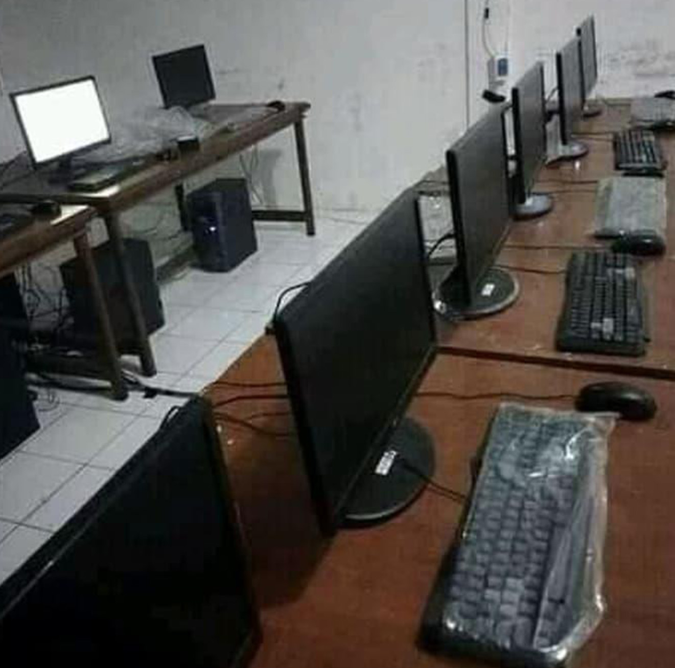 SIPLah Telkom - Belanja Keperluan Sekolah Online Makin Mudah