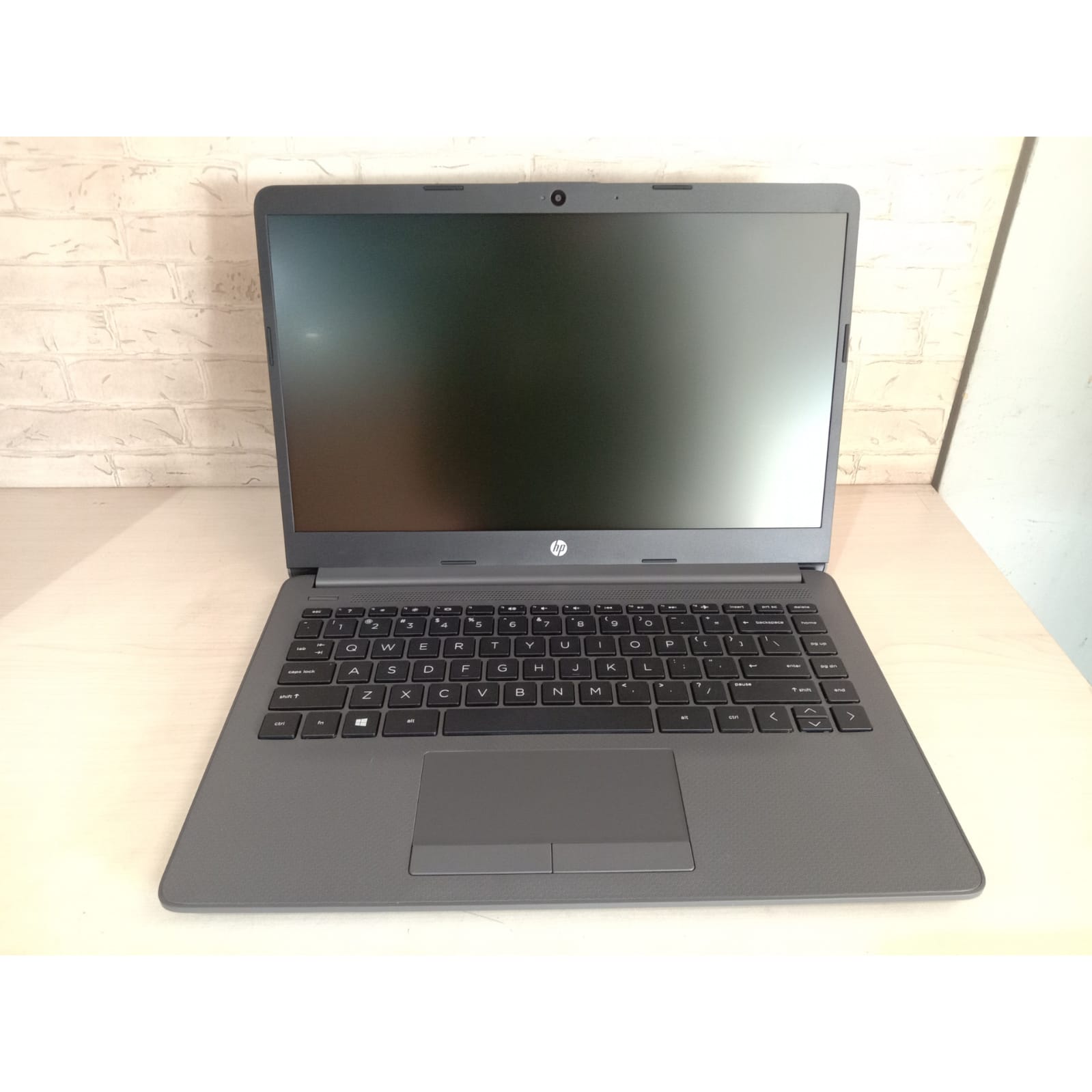 HP 245 G8 R3-3250U - 4GB - SSD 256GB | SIPLah